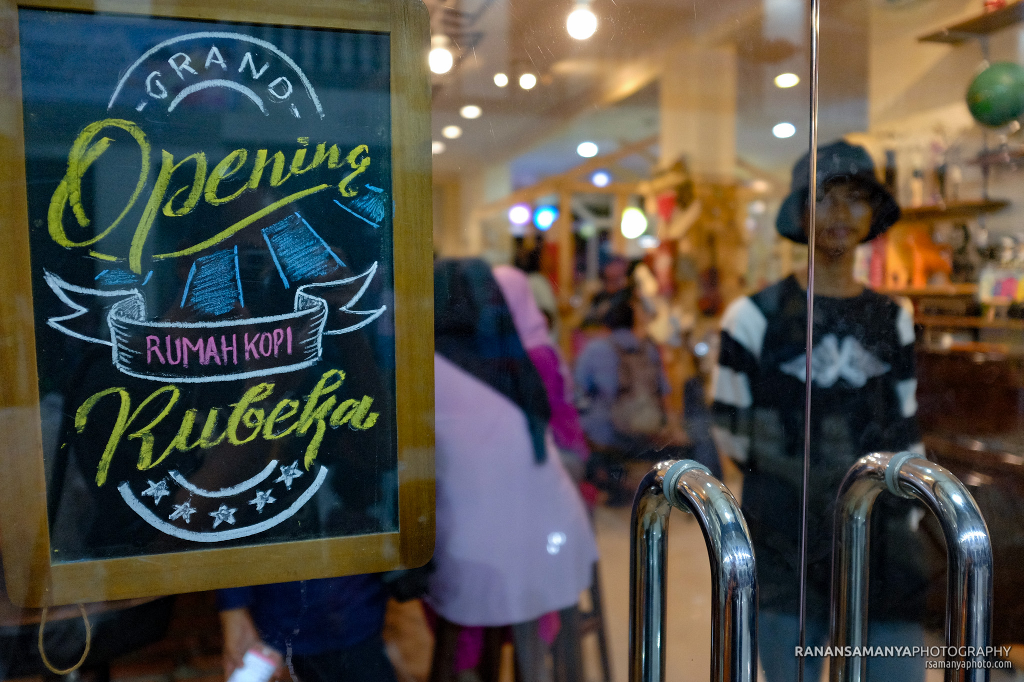 rubeka – new way of shopping second hand items | Ranan Samanya Photography