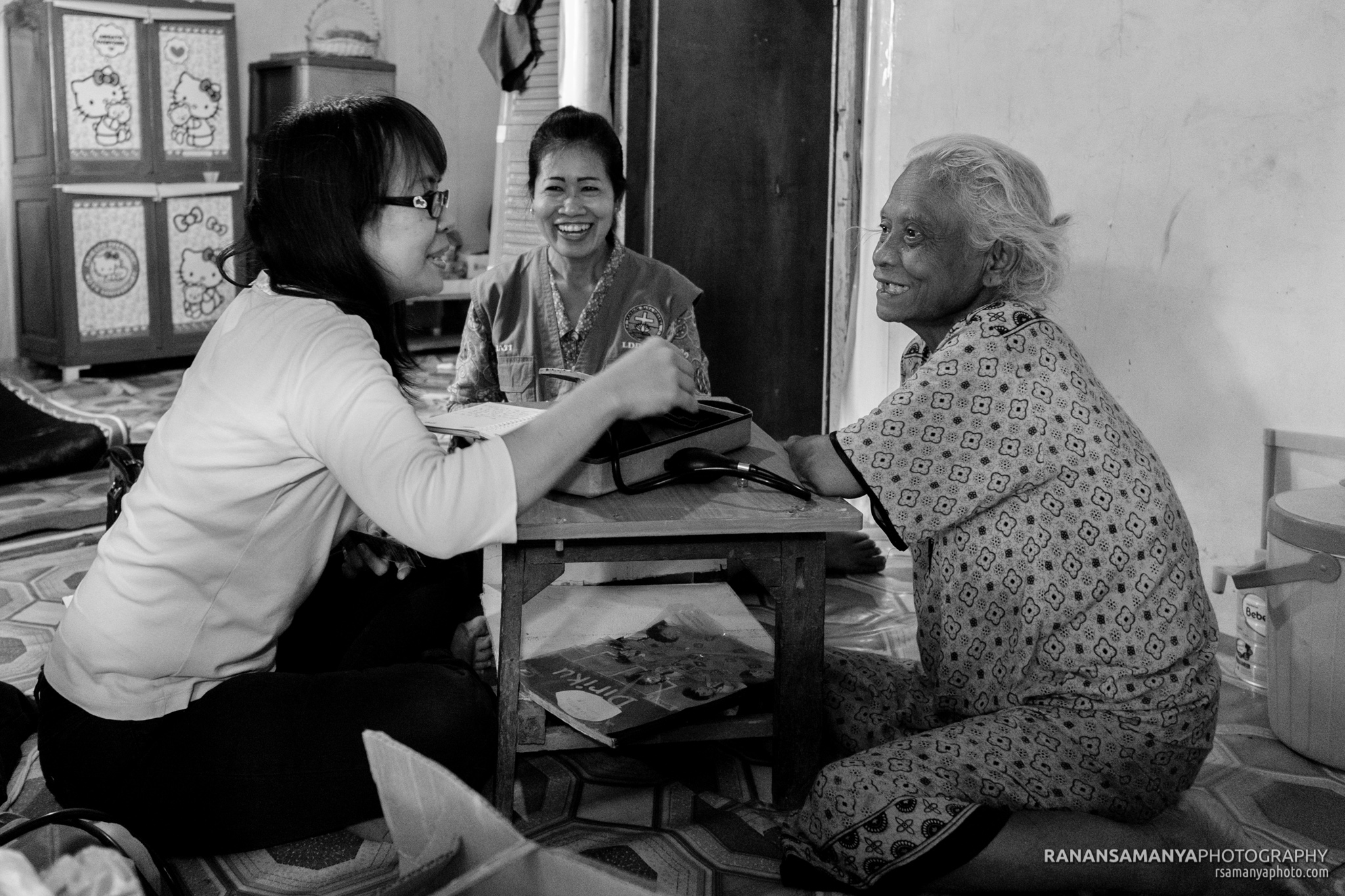 papanggo – care for the elderly poor | Ranan Samanya Photography
