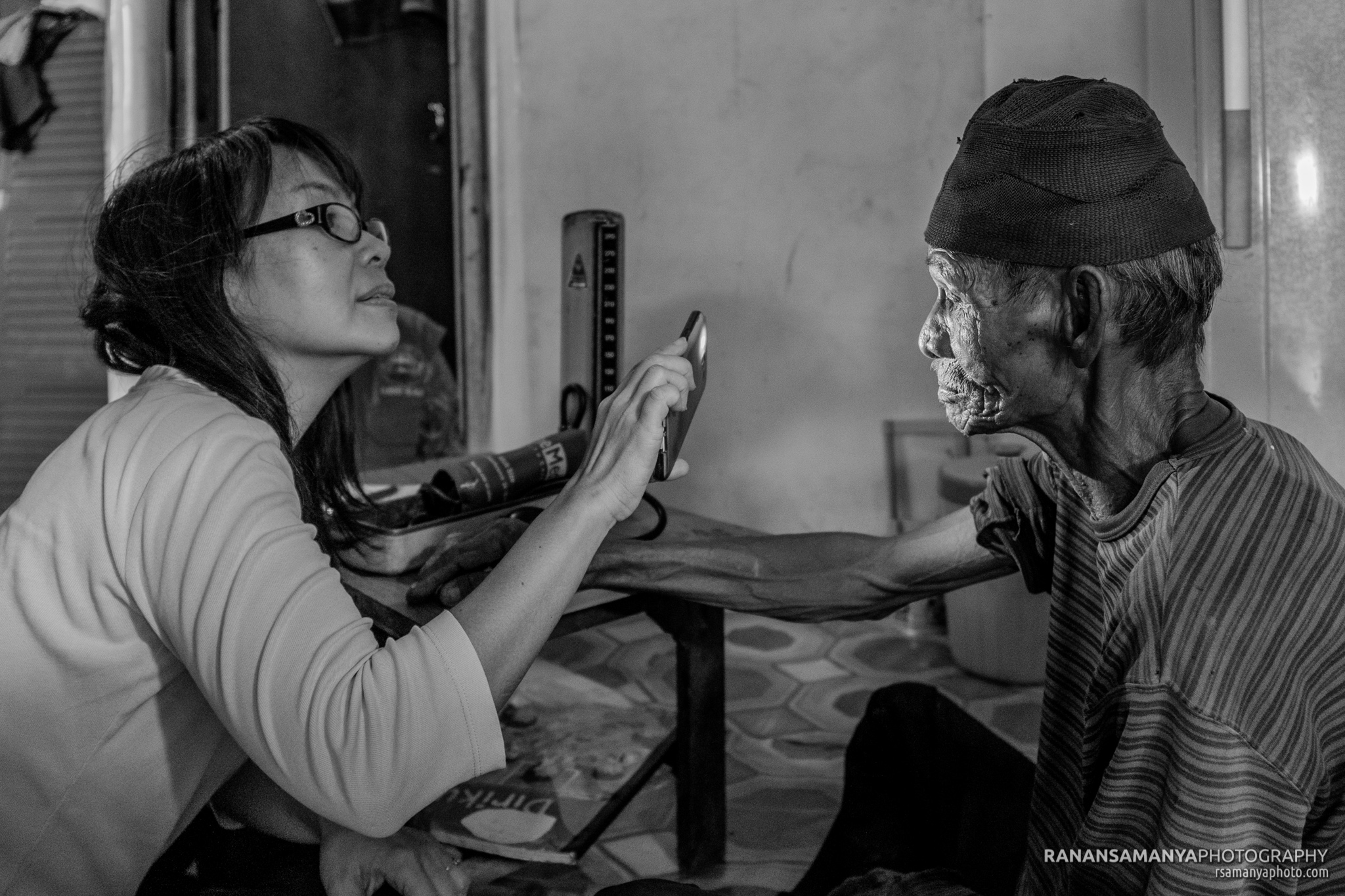 papanggo – care for the elderly poor | Ranan Samanya Photography